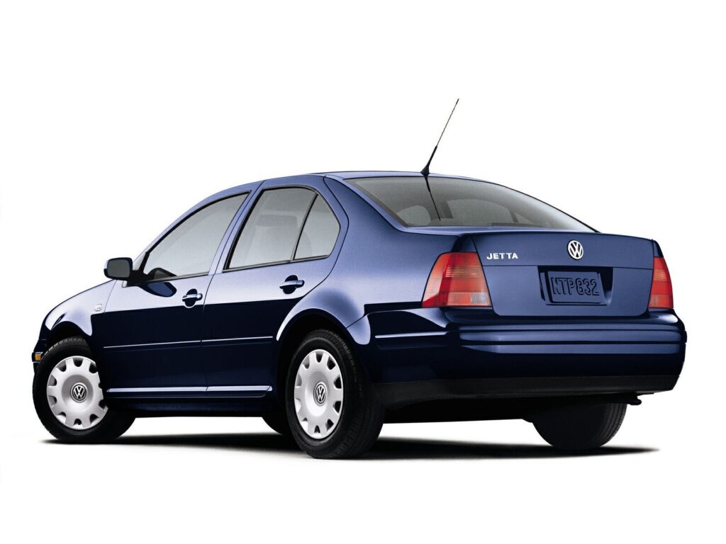 Volkswagen Bora, Vento, Jetta 4 (1998-2005) - skrzynka bezpieczników i ...